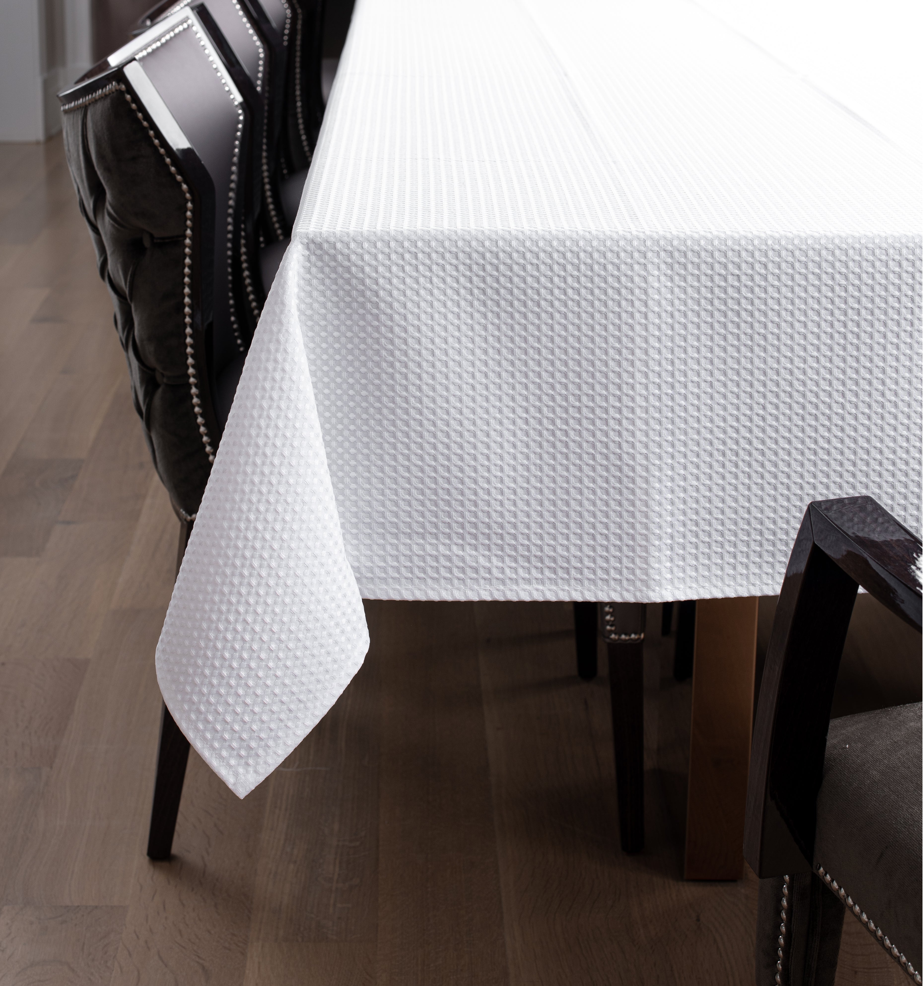 Waffle Texture Tablecloth – Noir Gifts
